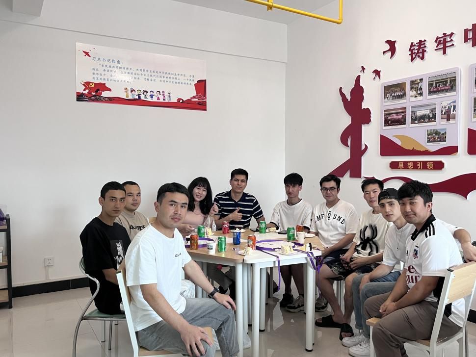 学生处组织少数民族毕业生系列活动 学生工作处